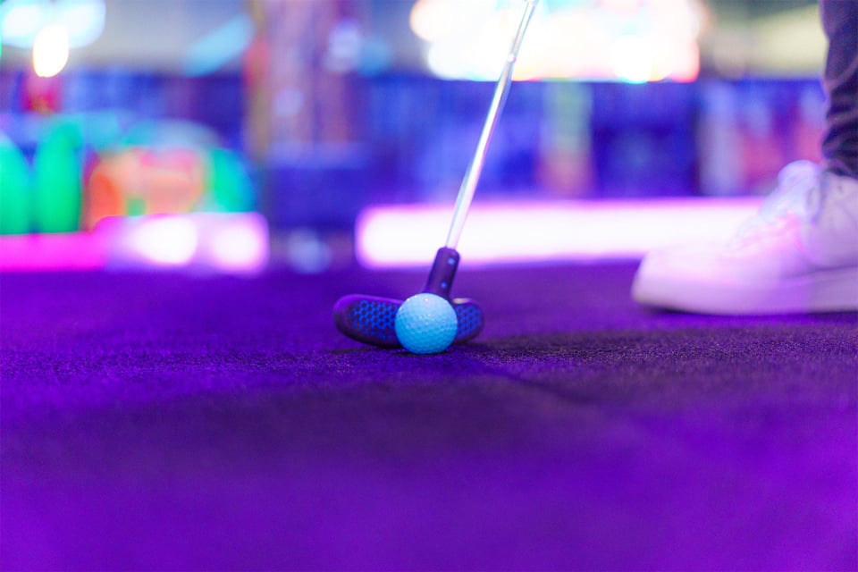 Elev8 Fun - Mini-Golf