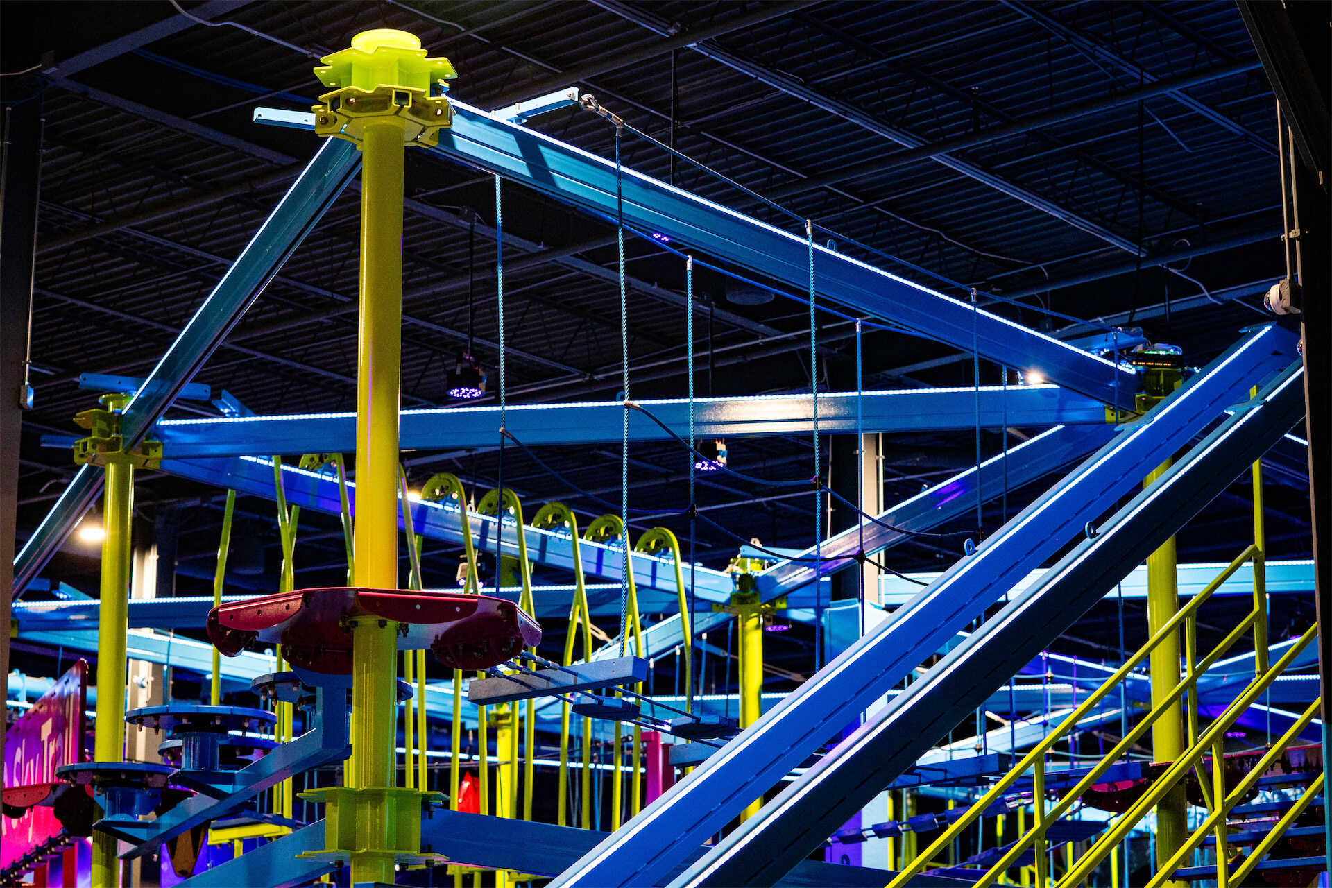 Elev8 Fun Indoor Adventure Park - Ropes Course