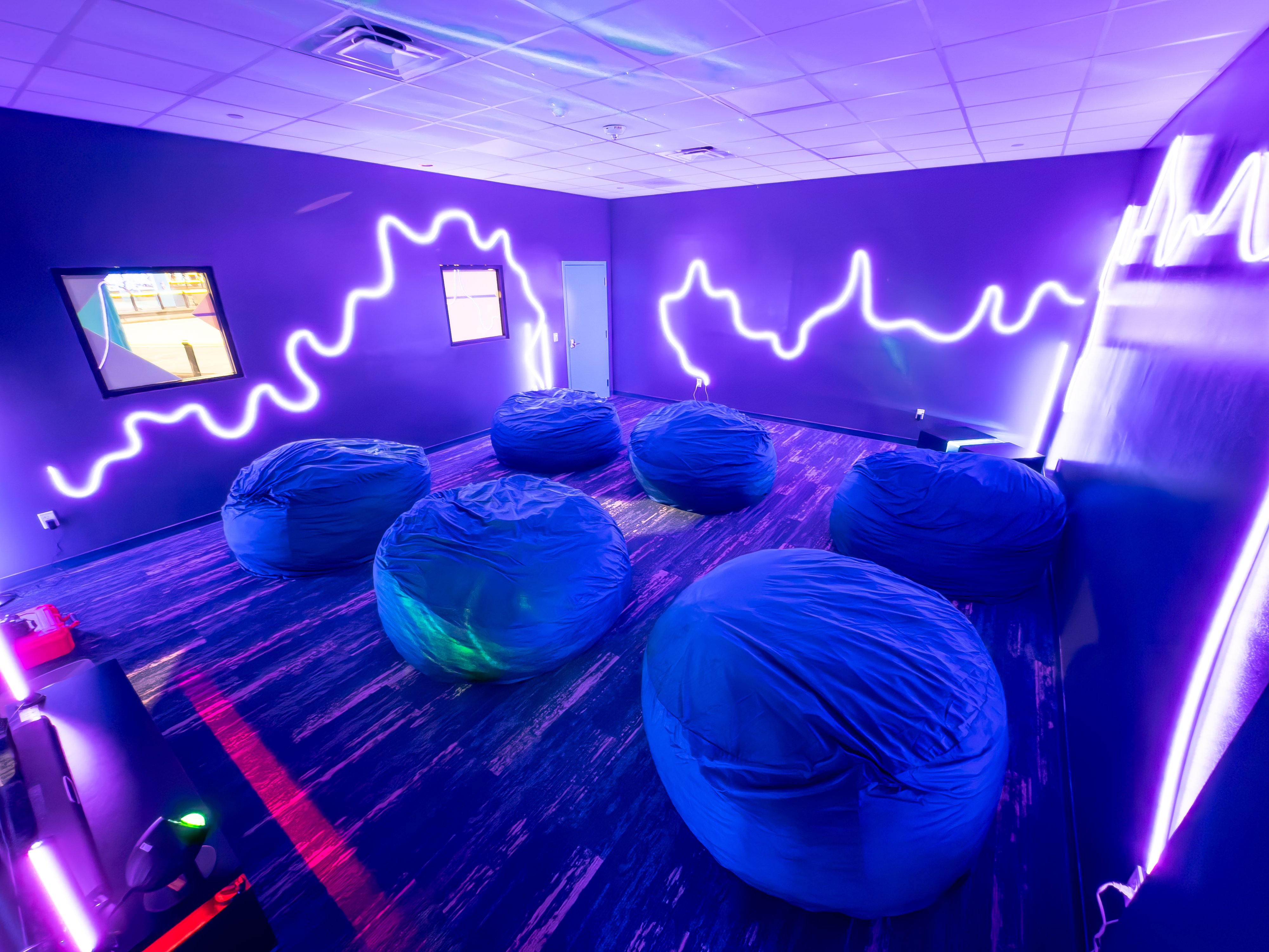 Elev8 Fun Indoor Adventure Park - Gamer's Hideaway